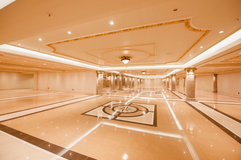 A look inside SA billionaire Douw Steyn’s R250 million “palace ...