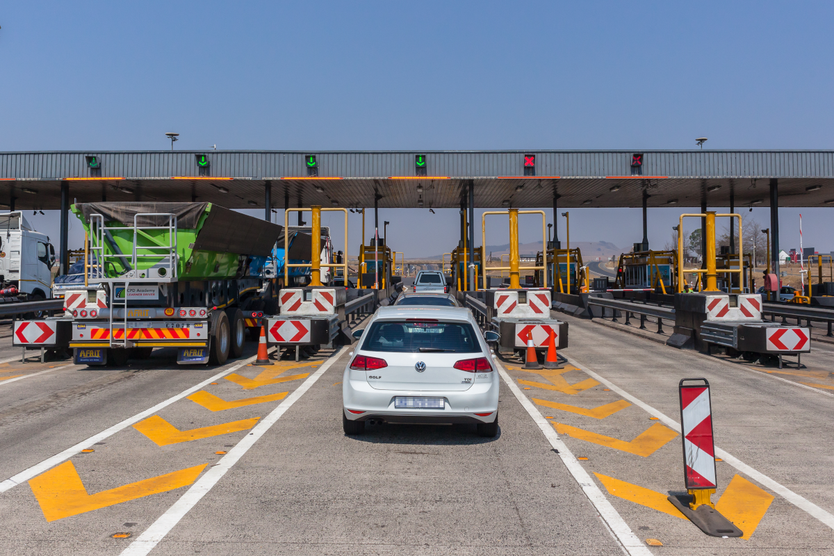 Some Hope For South Africa s Crumbling Roads Translogistics Some Hope For South Africa s Crumbling Roads Translogistics