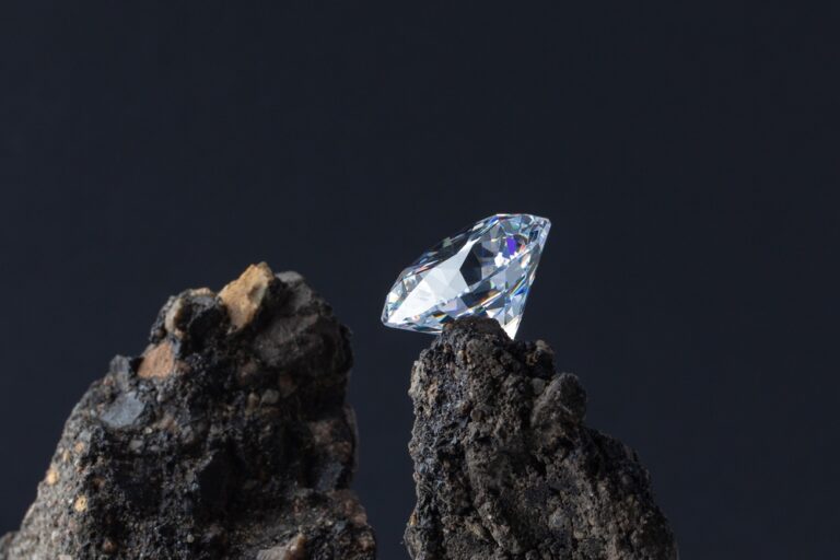 Diamonds in South Africa are losing their sparkle – BusinessTech
