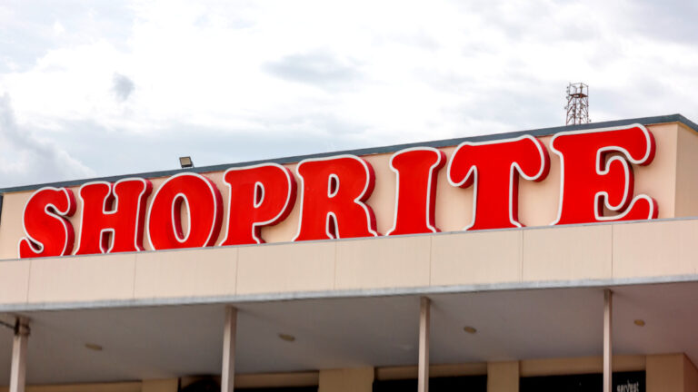 Battle of the retail giants: Woolworths vs Shoprite vs Pick n Pay vs ...