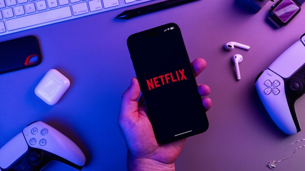 Netflix makes history with R1.4 trillion acquisition – BusinessTech