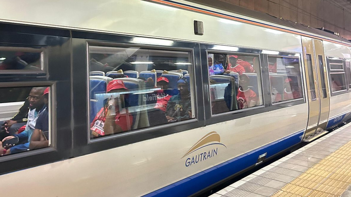 Driving vs the Gautrain – and only one option makes sense – BusinessTech