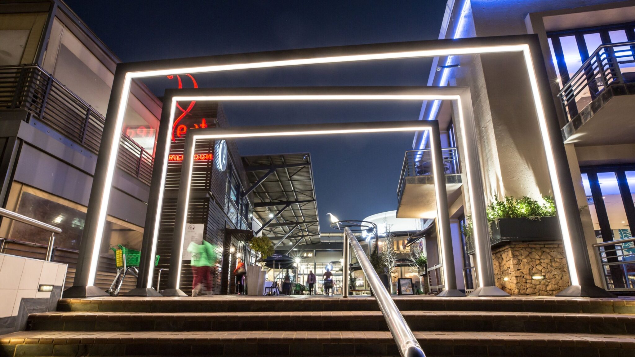 South African shopping mall giant giving Gauteng the boot – BusinessTech