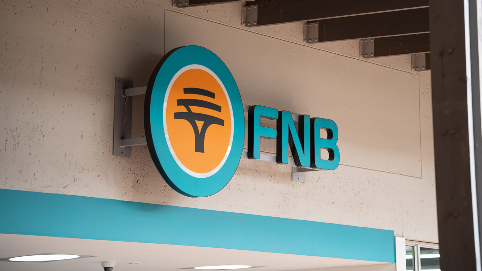 FNB announces new fees starting next month – BusinessTech